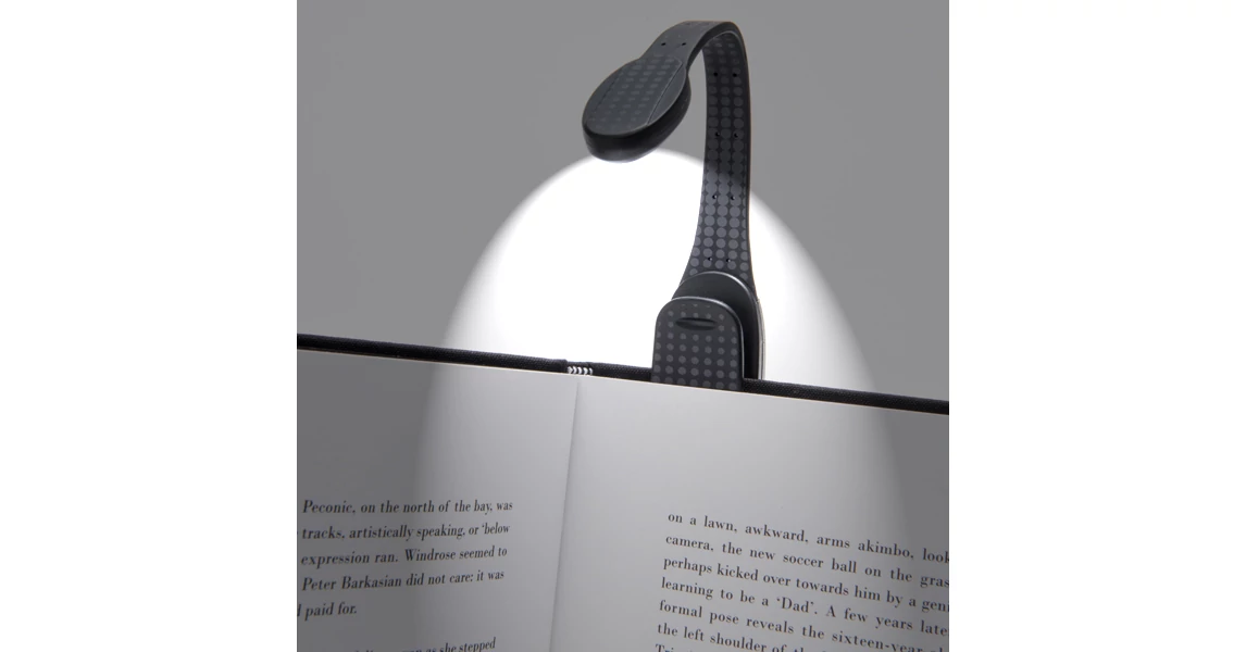 Flexilight Xtra black dots olvasólámpa most 4.990 Ft-ért